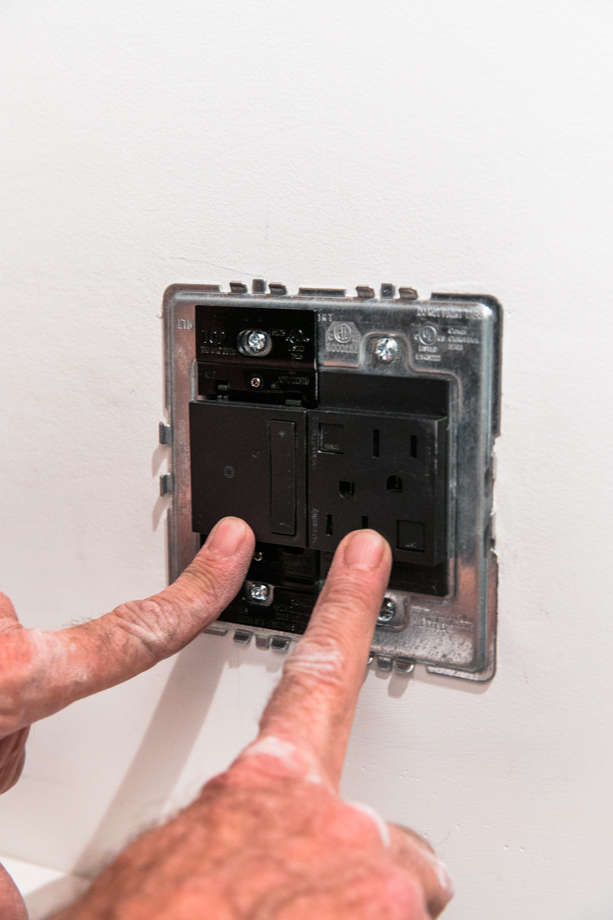 VIDEO!! How to Install An adorne Collection Dimmer Switch + Outlet ...