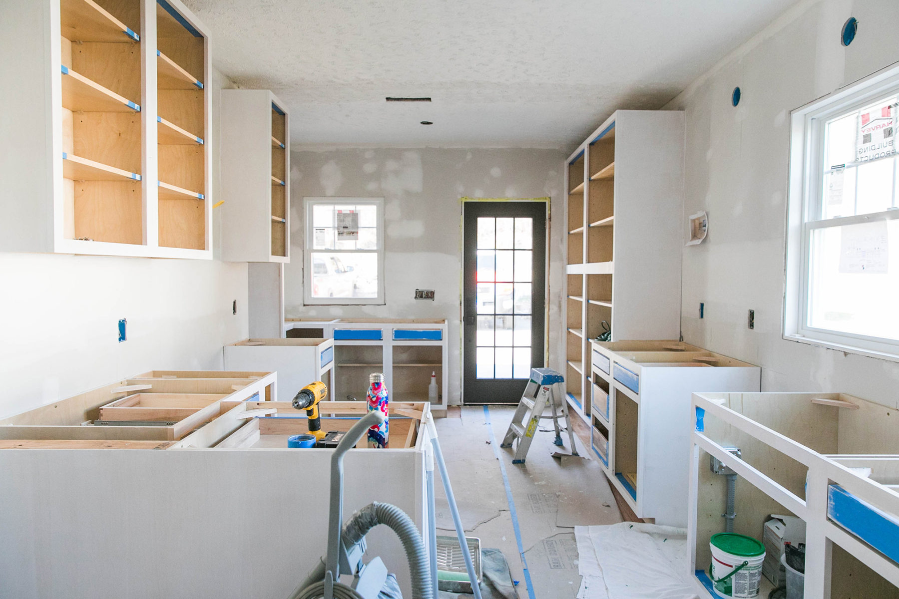 KITCH SITCH* - How to Paint Kitchen Cabinets » Jessica Brigham