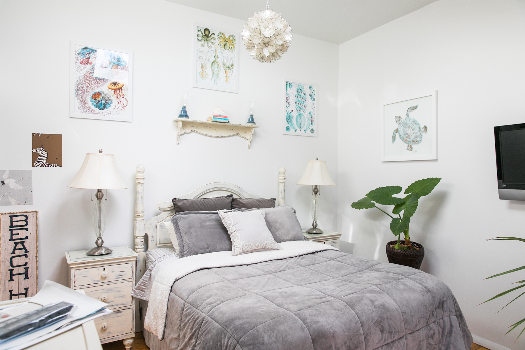 Hollywood Regency Glam Guest Room - The Design Board » Jessica Brigham